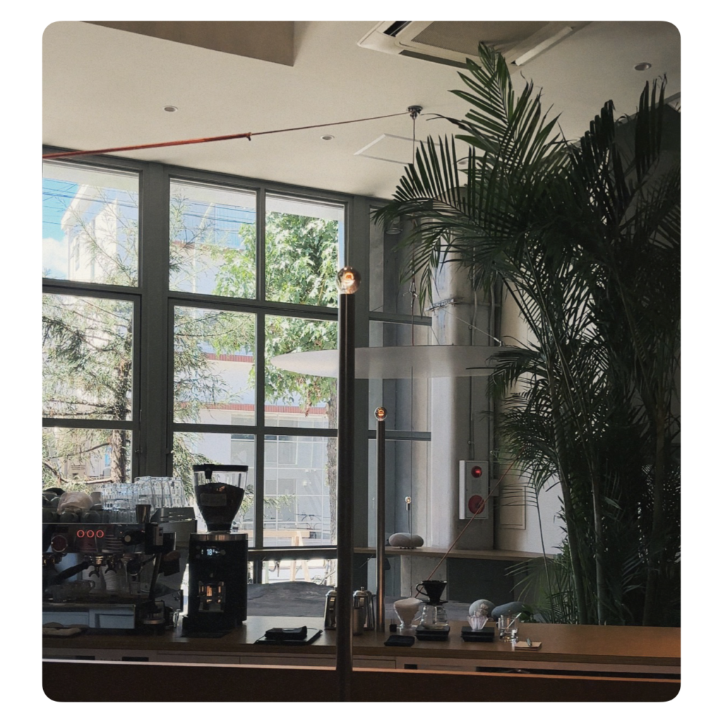 自然の中で味わうスペシャルティコーヒー/ONIBUS COFFEE 新店舗『中目黒3丁目』 | Tokyo Cafe Gallery